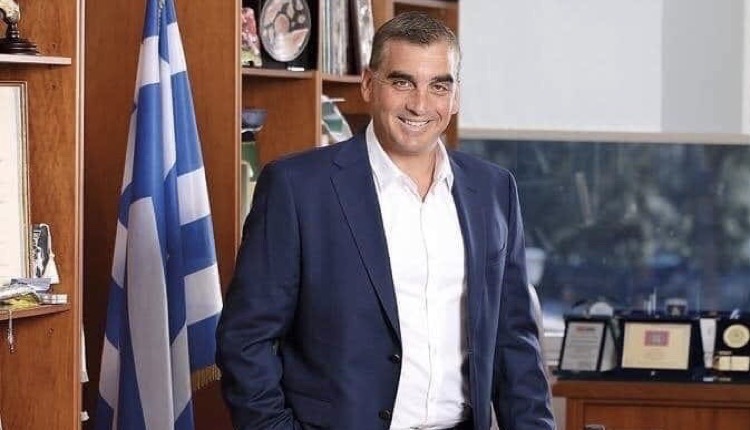 Γιάννης Κωνσταντάτος: Δεν τους απέλυσε και μονιμοποιήθηκαν